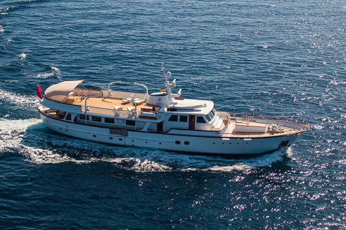 HEAVENLY DAZE - Motor Yacht 32m (105') Yacht for Charter | MAXOEL ...