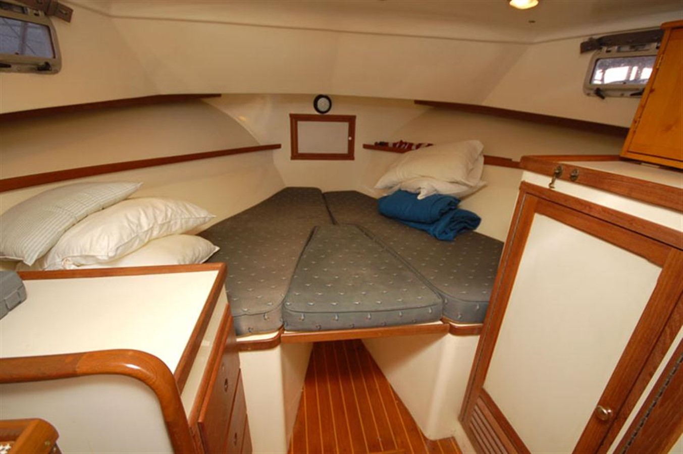 LUNA DANCER Motor Yacht BLUE SEAS 31' 1988 | YATCO