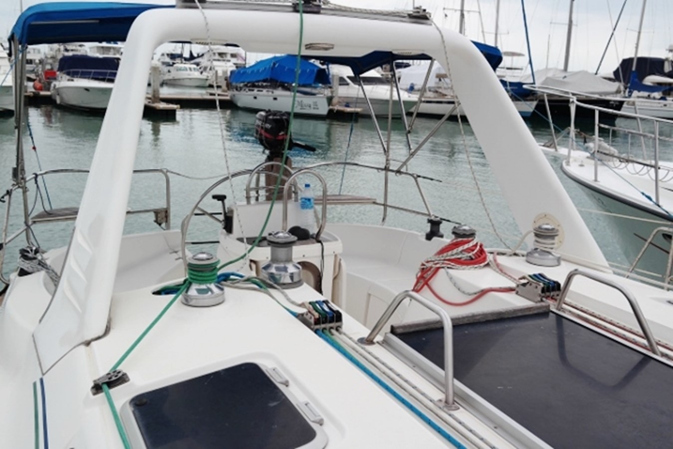 Hunter 430 Racing Sailboat HUNTER MARINE 42' 4" 1996 | YATCO