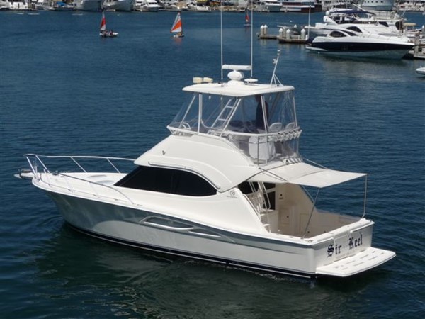 SIR REEL Sport Yacht RIVIERA AUSTRALIA 37' 2007 | YATCO
