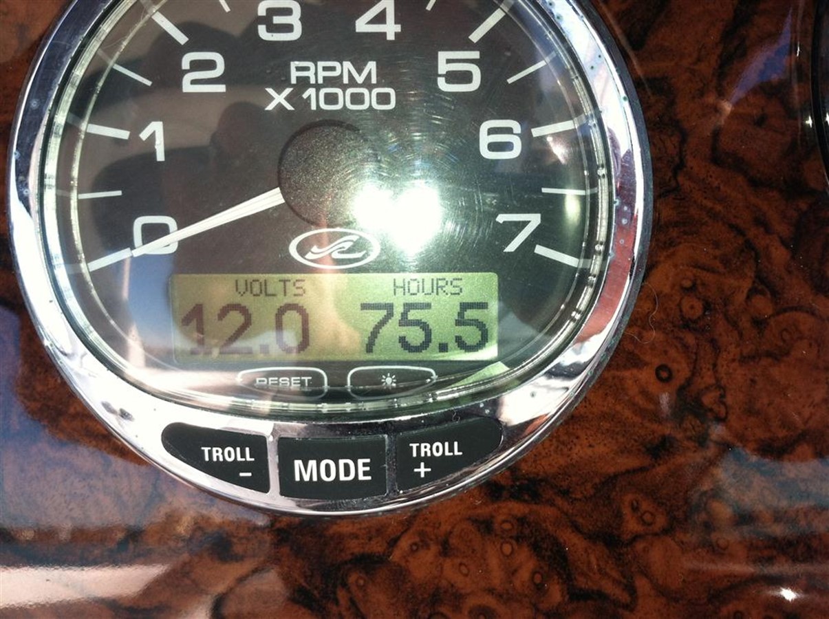 Why Aye Boat SEA RAY 29' 7" 2006 | YATCO