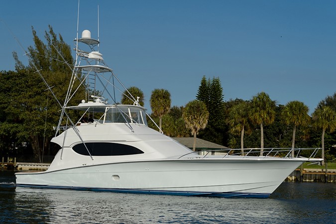 BLUE MOON Sport Fisherman HATTERAS 68' 2005 | YATCO