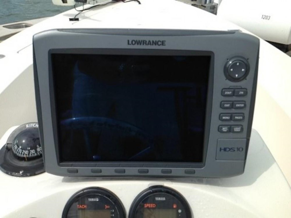 Maverick Master Angler Sport Fisherman MAVERICK 21' 2001 | YATCO