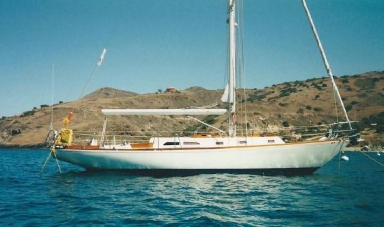 Wind Song Cruising Sailboat ERICSON YACHTS 41' 1969 | YATCO