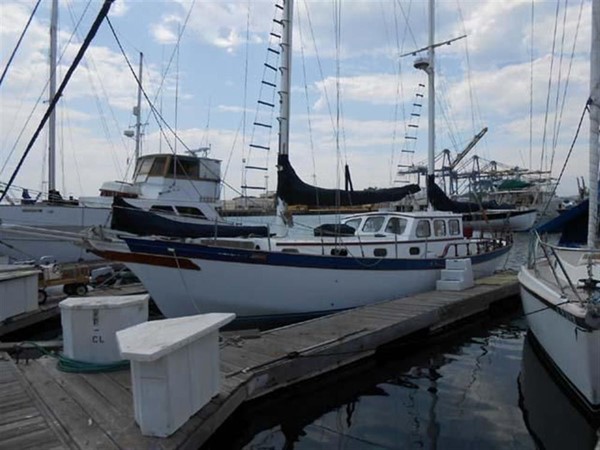 PROOF Cruising Ketch NEWPORT 40' 1957 | YATCO