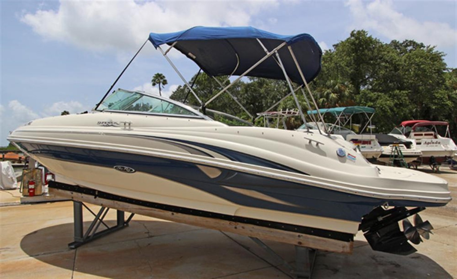 SEA RAY 220 SUNDECK Boat SEA RAY 22' 2003 | YATCO