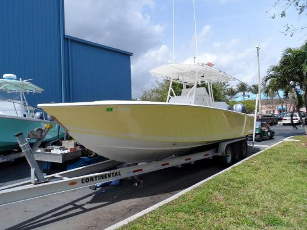 31ft 2005 Jupiter 31 FORWARD SEATING Boat JUPITER 31' 2005 | YATCO