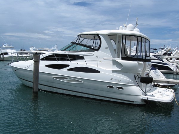 Aquaholic Motor Yacht CRUISERS YACHTS 45' 2004 | YATCO