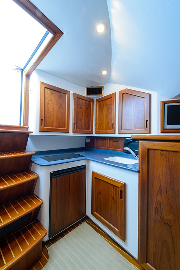 Coffee Break Sport Fisherman LIBERTY YACHTS 38' 2003 | YATCO