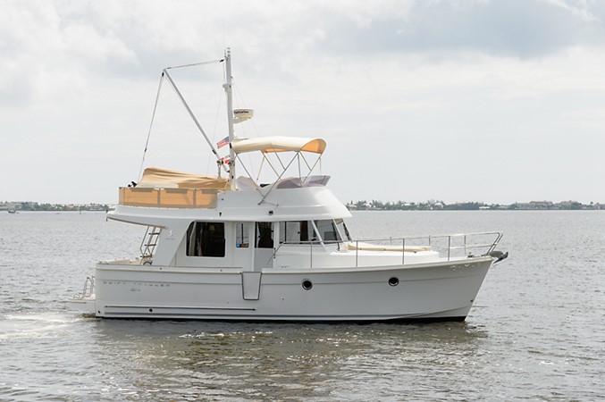 Sea Angels Trawler Yacht BENETEAU 34' 2011 | YATCO