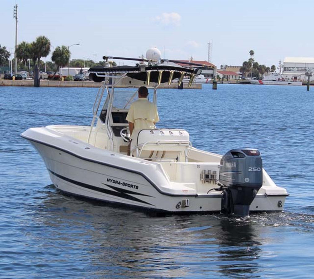 HYDRA-SPORTS 2400 CC VECTOR Boat HYDRA-SPORTS 24' 2004 | YATCO