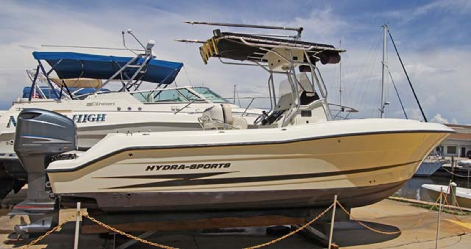 HYDRA-SPORTS 2400 CC VECTOR Boat HYDRA-SPORTS 24' 2004 | YATCO