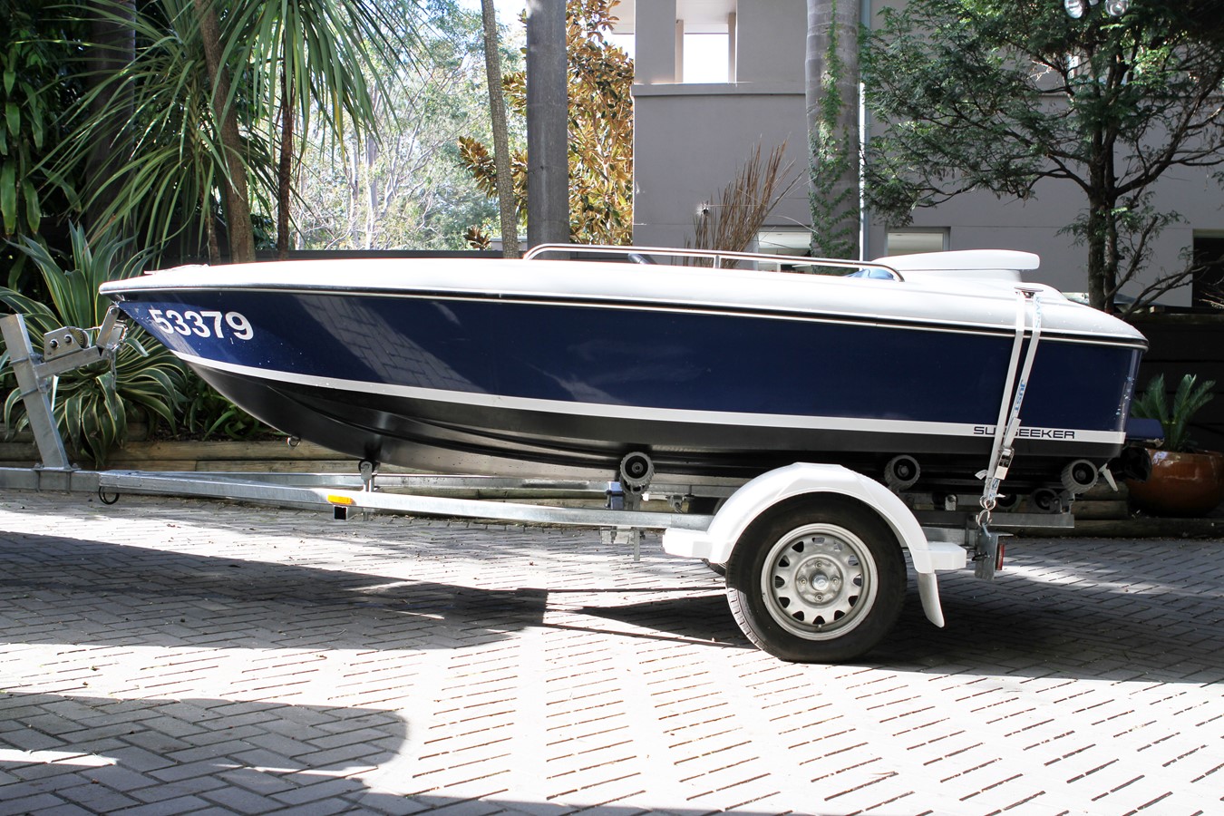 Sunseeker Outlaw Boat SUNSEEKER 13' 2" 1996 | YATCO