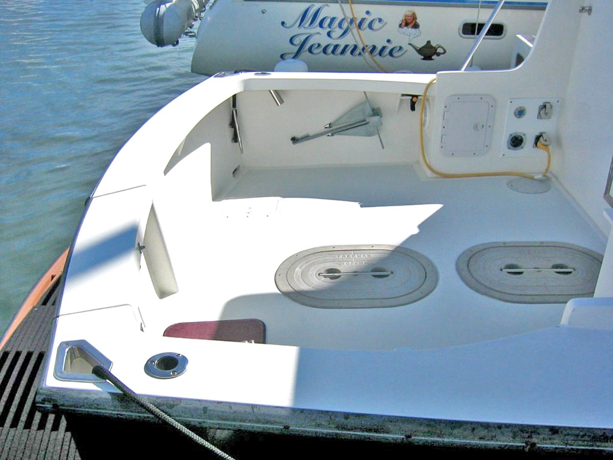 BLUE LOBSTER Cruising Yacht EASTERN BOATS 35' 2004 | YATCO