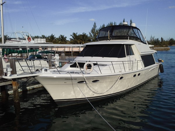 ORION Motor Yacht MERIDIAN 49' 2007 | YATCO
