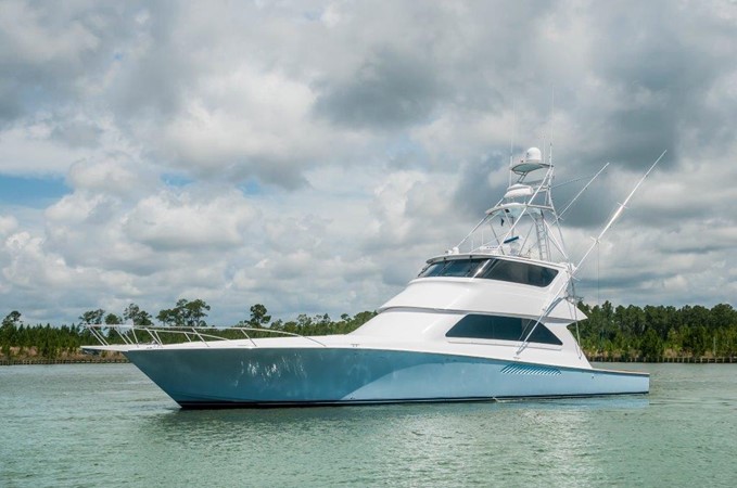 Colby Jean Sport Yacht VIKING 74' 2005 | YATCO