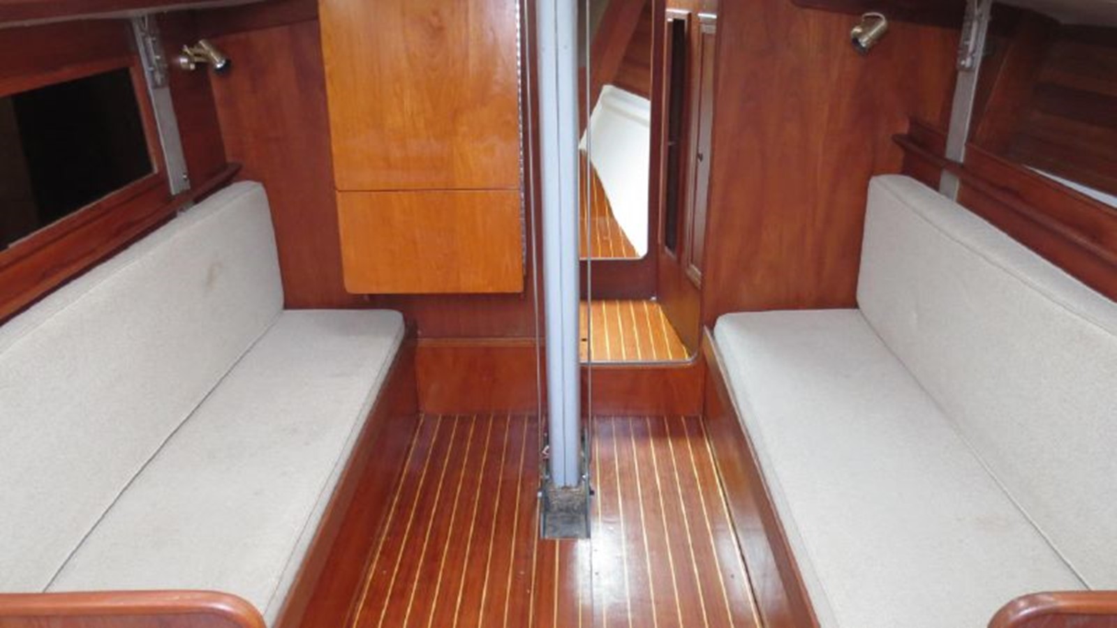Mo Joe Performance Sailboat WIGGERS CUSTOM YACHTS 37' 1984 | YATCO