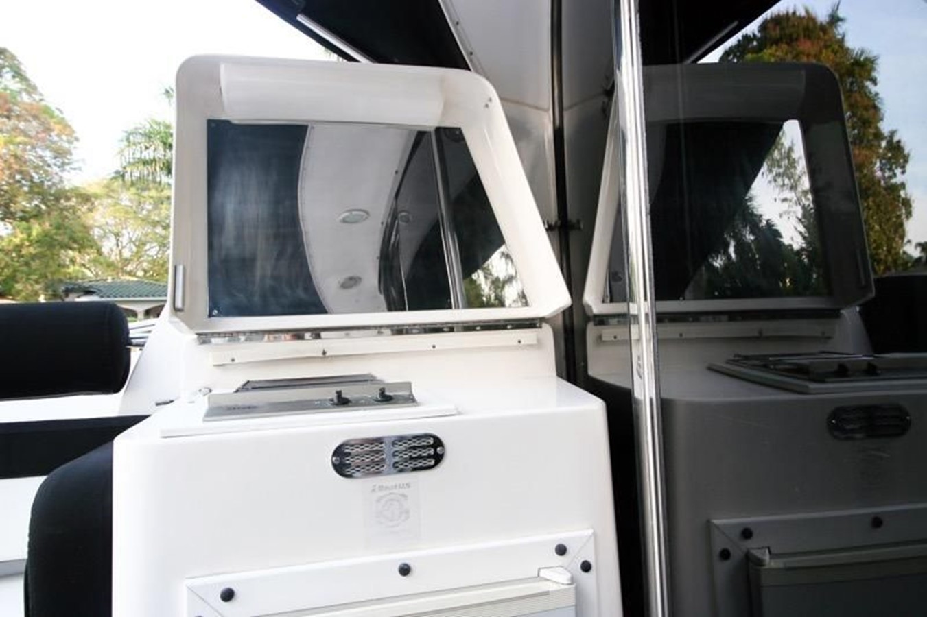 Neptunus Hardtop Express Cruising Yacht NEPTUNUS 54' 1999 | YATCO