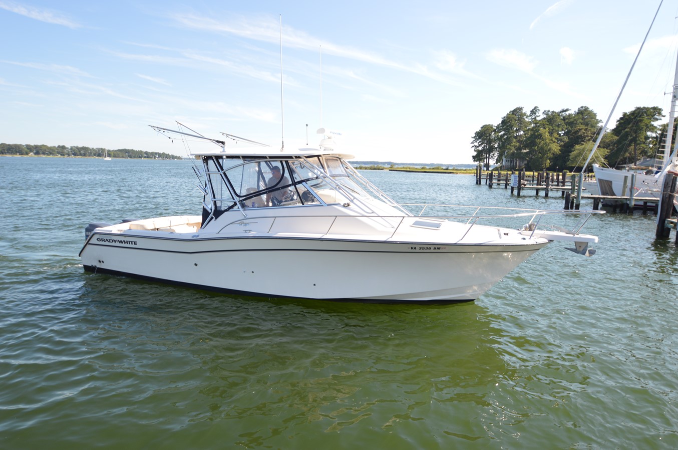 Escape Hatch Sport Fisherman GRADY-WHITE 35' 10" 2007 | YATCO