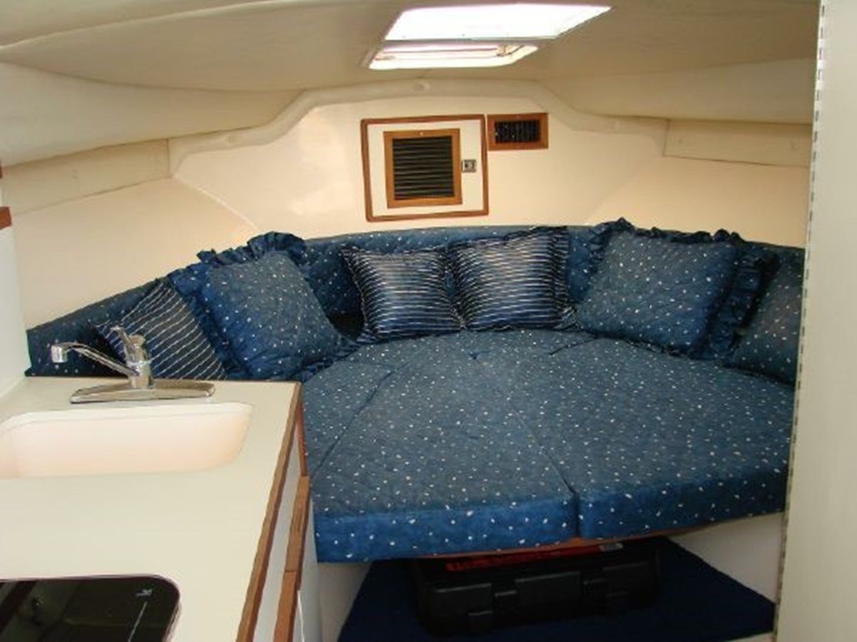 27 Phoenix Tournament Express Sport Fisherman PHOENIX 27' 3" 1996 | YATCO