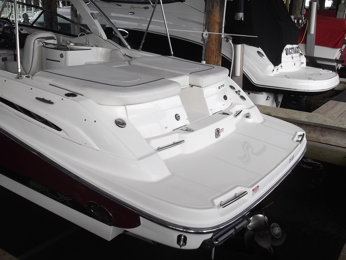 Sea Ray 270 SLX Boat SEA RAY 27' 2007 | YATCO