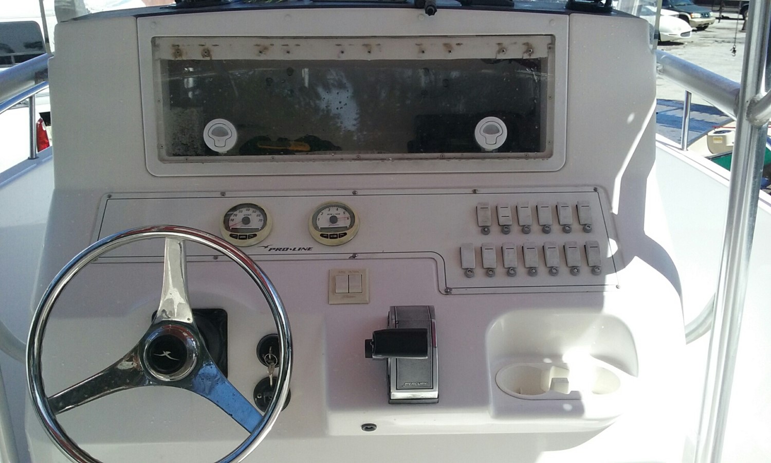 23 Proline Sport Center Console 01 Boat PRO-LINE 23' 2001 | YATCO