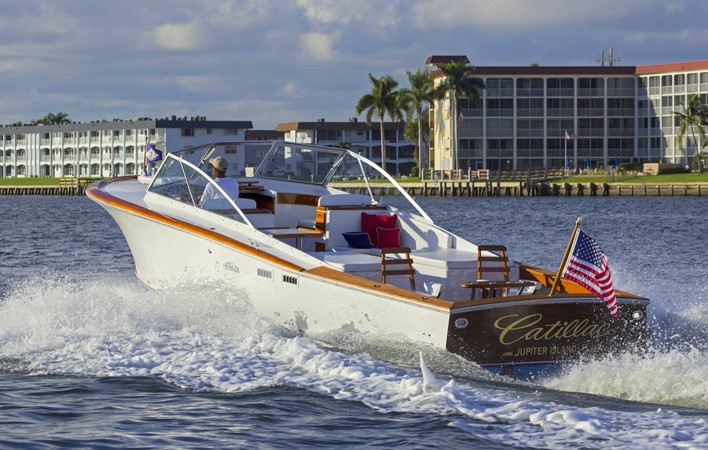 CATILLAC Cruising Yacht PROWLER 32' 1972 | YATCO