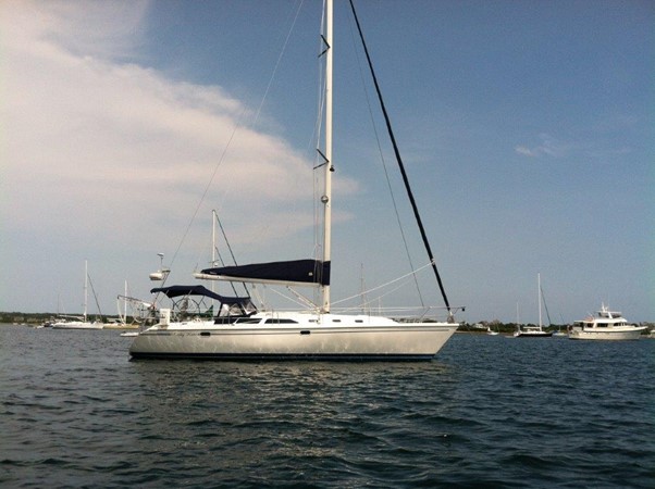 LADY KATE Cruising Sailboat CATALINA 42' 2000 | YATCO
