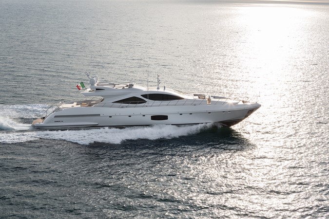 Mangusta 110 Carefully used Motor Yacht OVERMARINE GROUP 111' 2014 | YATCO