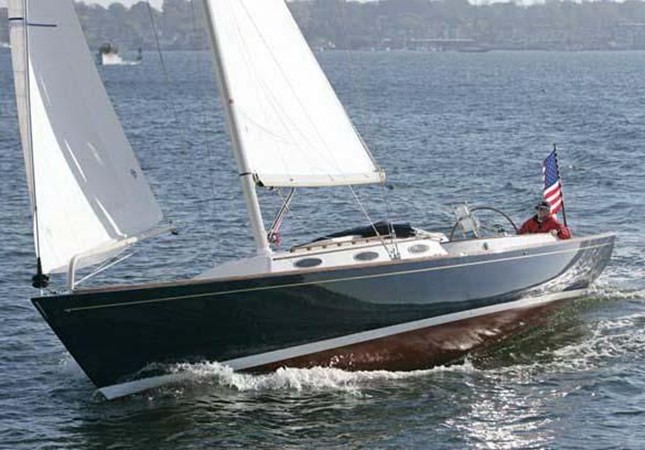 Sweet Peril Cruising Sailboat ALERION 38' 2007 | YATCO