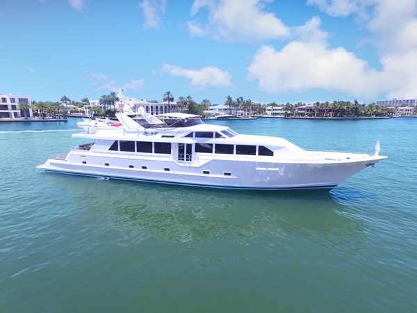 FREE BIRD Motor Yacht BROWARD 111' 1997 | YATCO