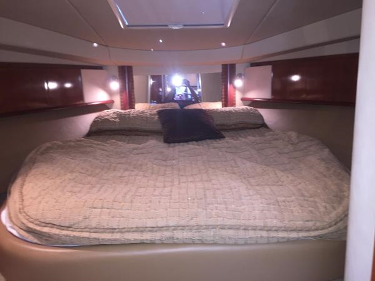39ft 2005 Sea Ray 390 Sundancer Cruising Yacht SEA RAY 39' 2005 | YATCO