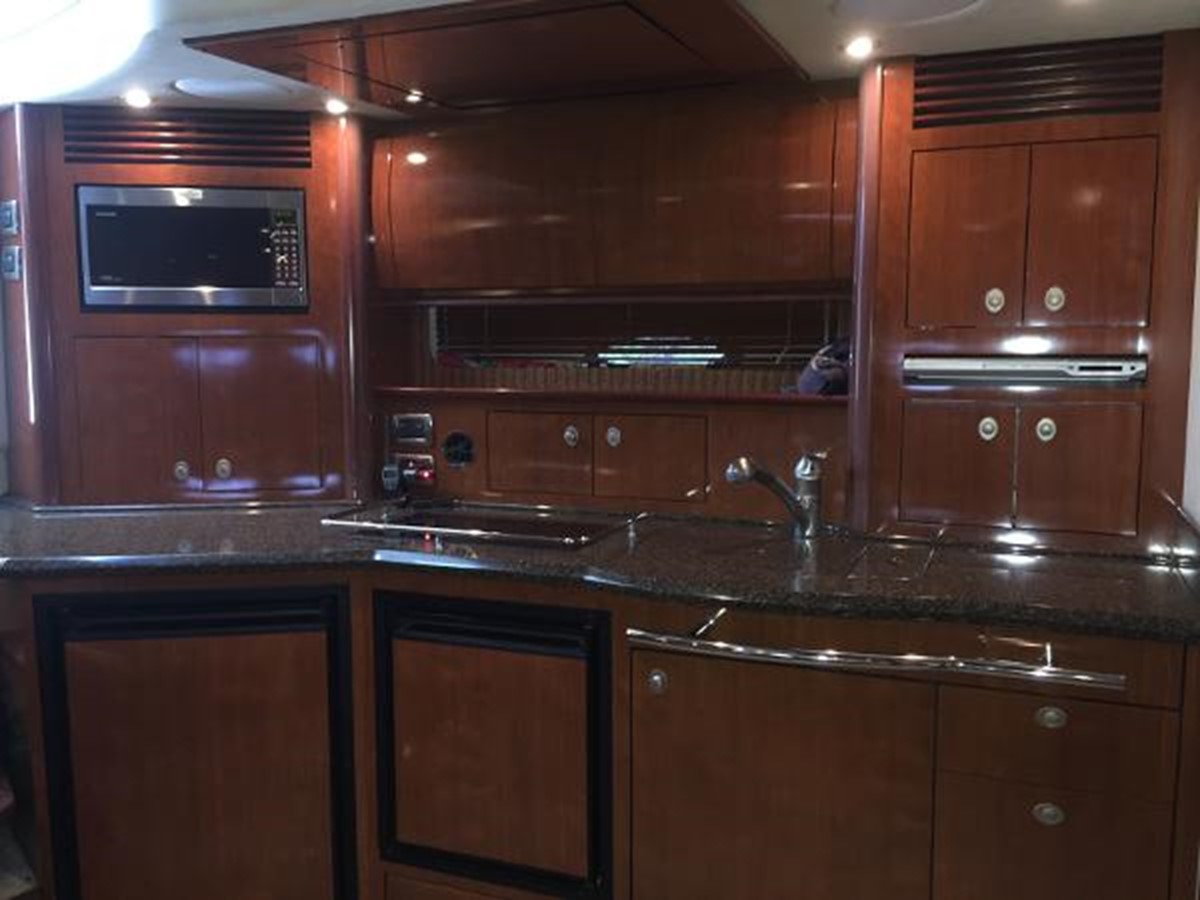 39ft 2005 Sea Ray 390 Sundancer Cruising Yacht SEA RAY 39' 2005 | YATCO