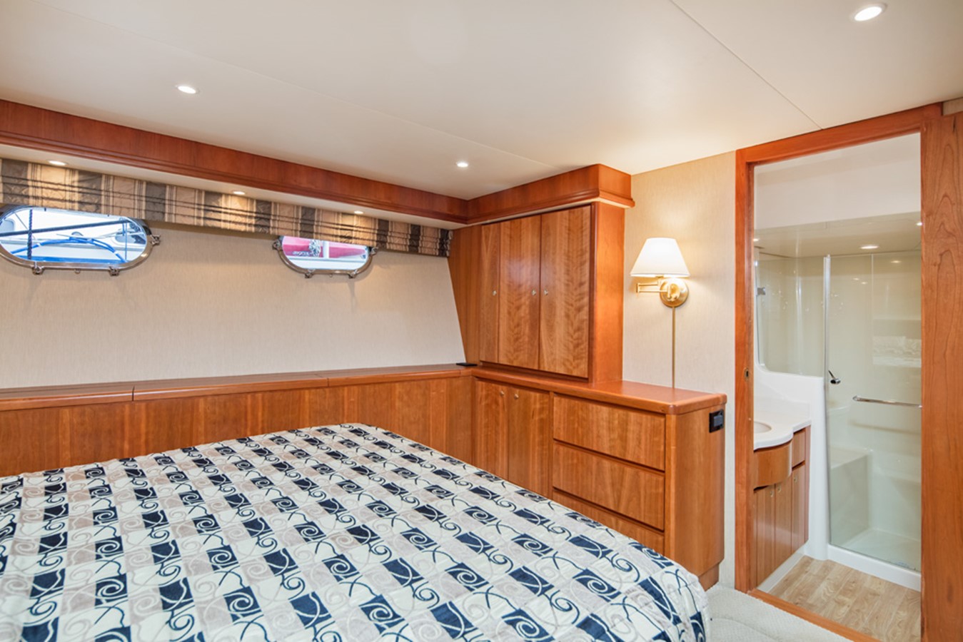 Boundless Motor Yacht WEST BAY 54' 2009 | YATCO