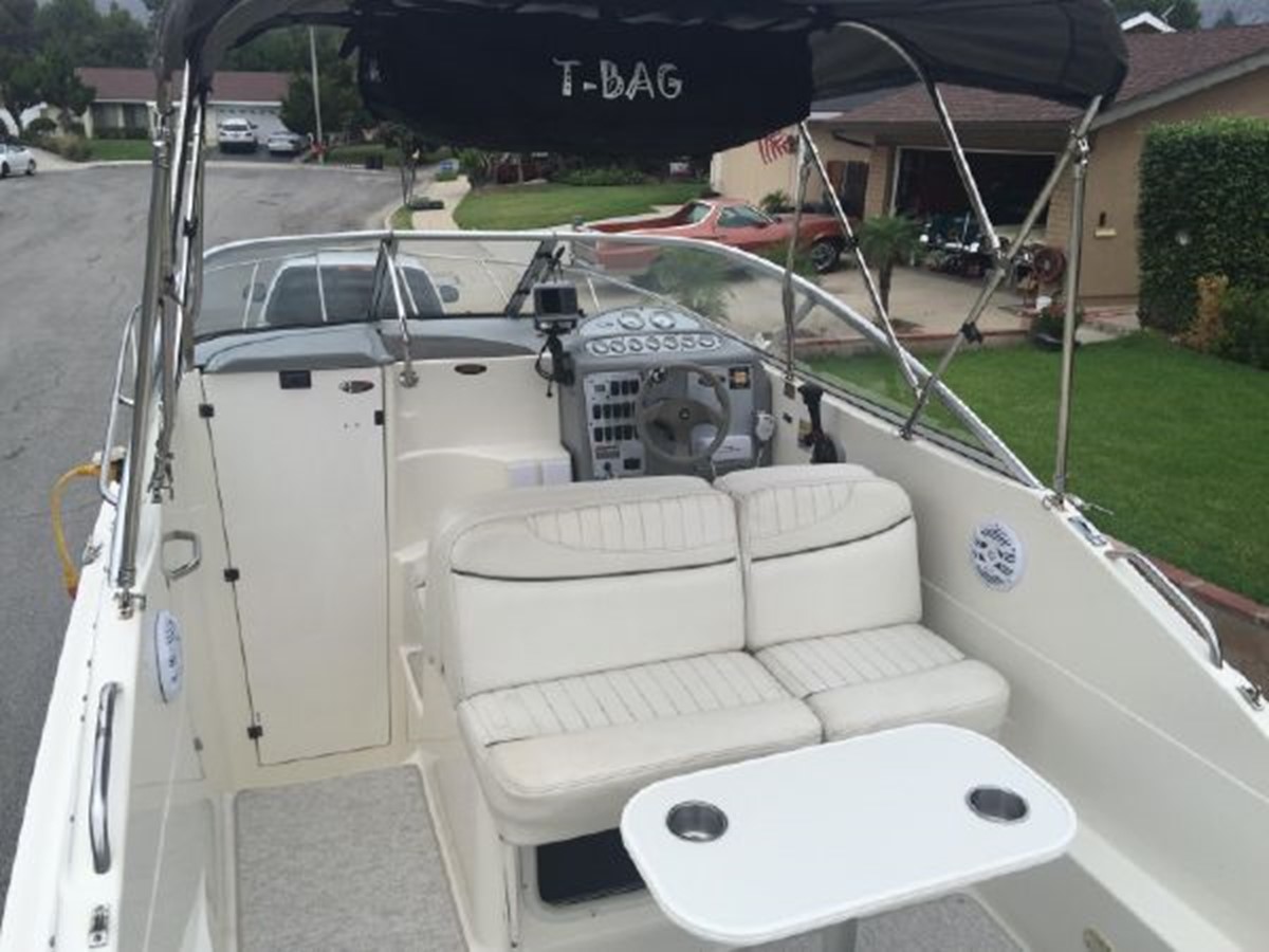 Maxum of the Seas Cruising Yacht MAXUM 24' 2004 | YATCO
