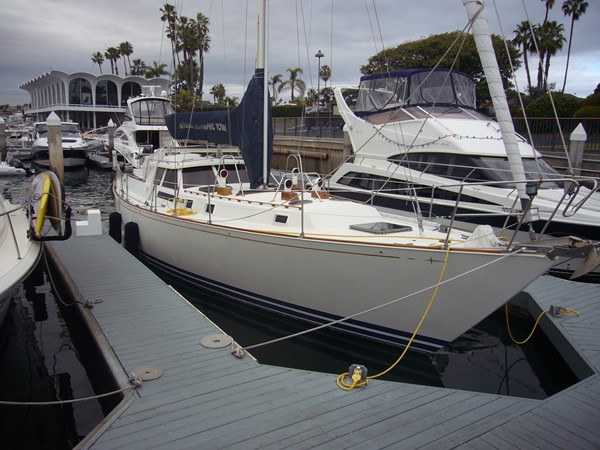 WINDWALKER Cruising Sailboat C&C YACHTS 48' 1981 | YATCO