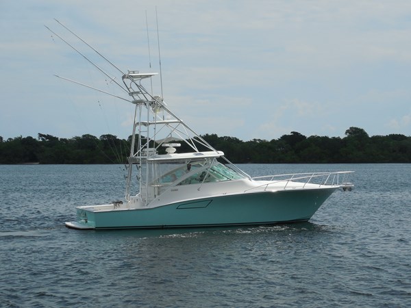 ISLAND LURE Cruising Yacht CABO 40' 2007 | YATCO