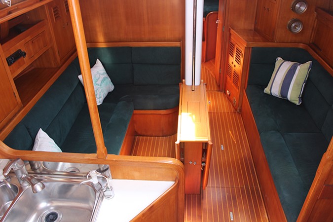 FIRST LIGHT Cruising Sailboat CAMBRIA / DAVID WALTERS 46' 1989 | YATCO