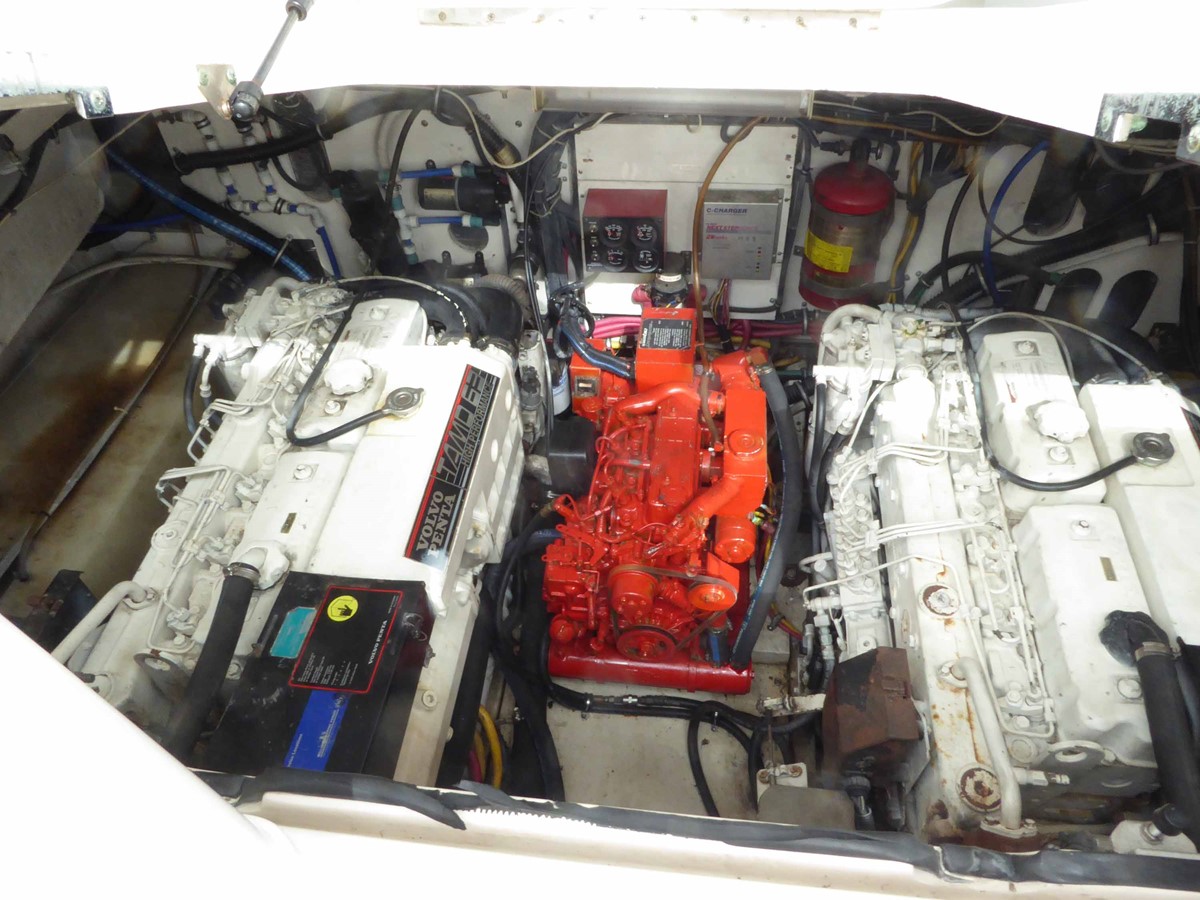 PAPER DOLL Cruising Yacht PURSUIT BOATS 34' 2001 | YATCO