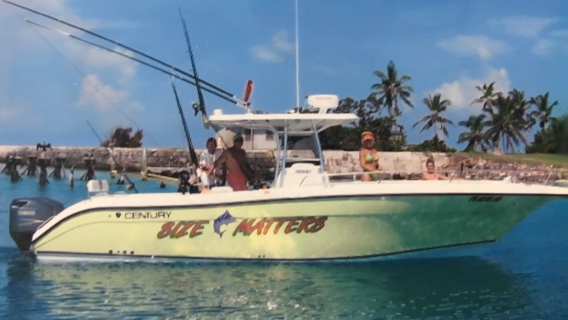 Size Matters Boat CENTURY BOATS 32' 2004 | YATCO