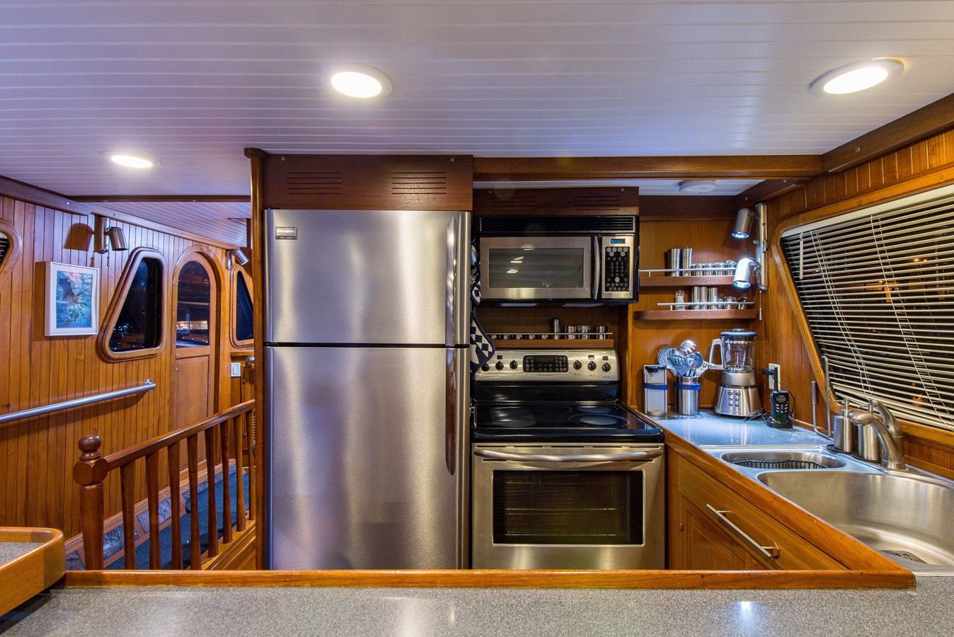 WATERMARK Trawler Yacht DEFEVER 60' 1984 | YATCO