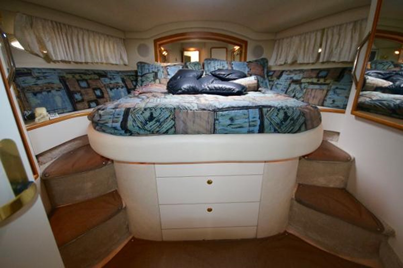 40ft 1997 Sea Ray 400 Sedan Bridge Cruising Yacht SEA RAY 40' 1997 | YATCO
