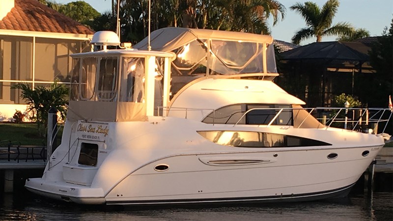 Class Sea Lady Motor Yacht MERIDIAN 36' 2005 | YATCO