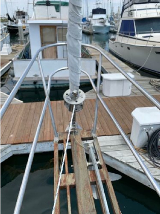 32 1976 Downeast Sailboat Cruising Sailboat DOWNEAST YACHTS 32' 1976 ...