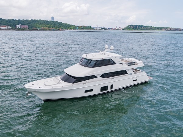 Ocean Alexander 88E24 Motor Yacht OCEAN ALEXANDER 88' 8" 2019 | YATCO
