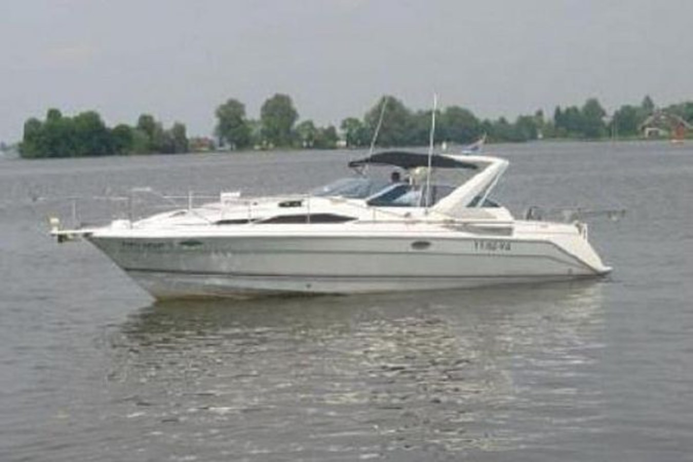 The Flying W Cruising Yacht BAYLINER 38' 1990 | YATCO
