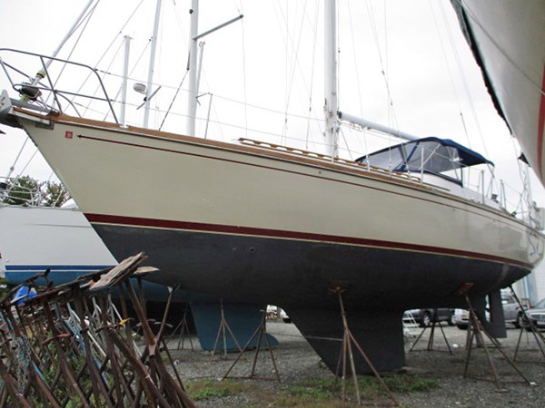 Saoirse Cruising Sailboat MARINER 38' 9" 1981 | YATCO