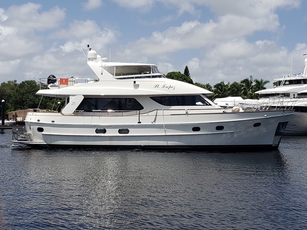 St. Tropez Cruising Yacht CHEOY LEE 68' 2009 | YATCO