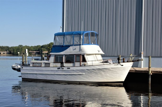 Ina Trawler Yacht MARINE TRADER 38' 1979 | YATCO