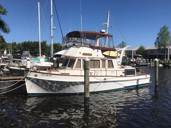 Reel Grace Trawler Yacht GRAND BANKS MARINE 36' 1986 | YATCO